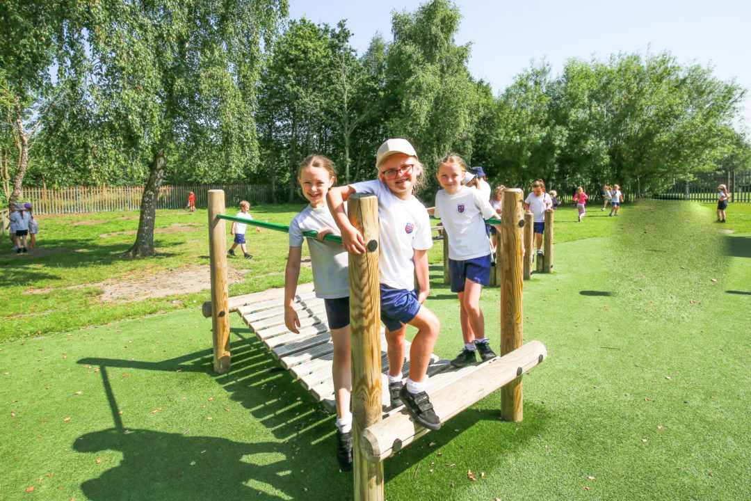 Moorfield Primary School | VIBRANT, LOVING, PROUD.